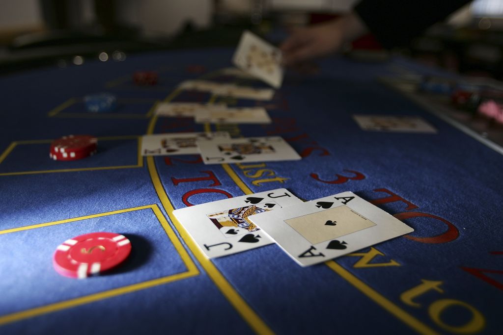 Blackjack: Playing One Hand or Five Hands at Once - PokerStars Casino Blog